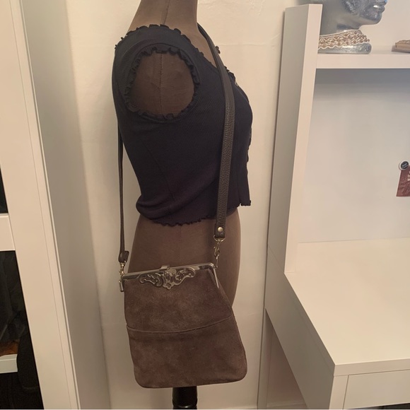 Bags | Vintage Triangle New York Handbag Purse Crossbody Brown Silver ...